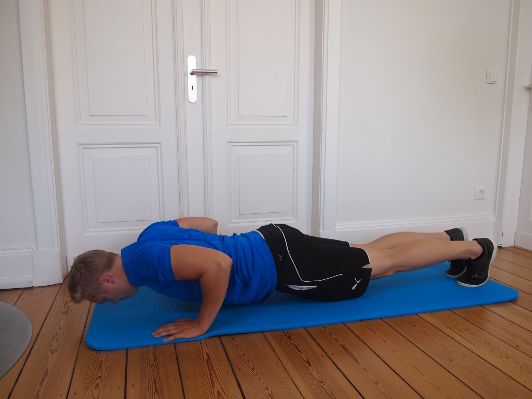 Brusttraining zuhause - Übungen für eine Heldenbrust!